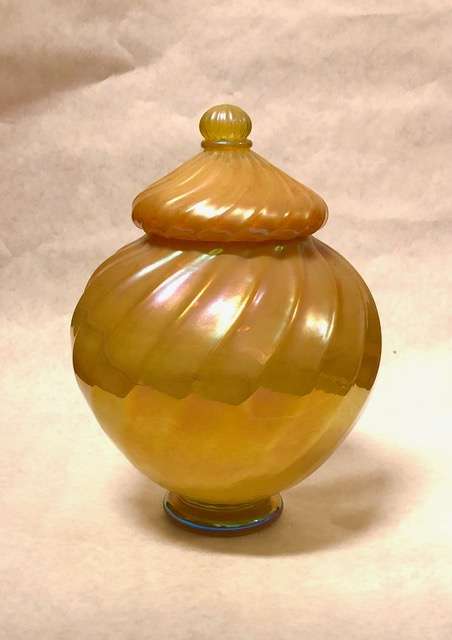 Round Optic gold luster urn - Strini Art Glass